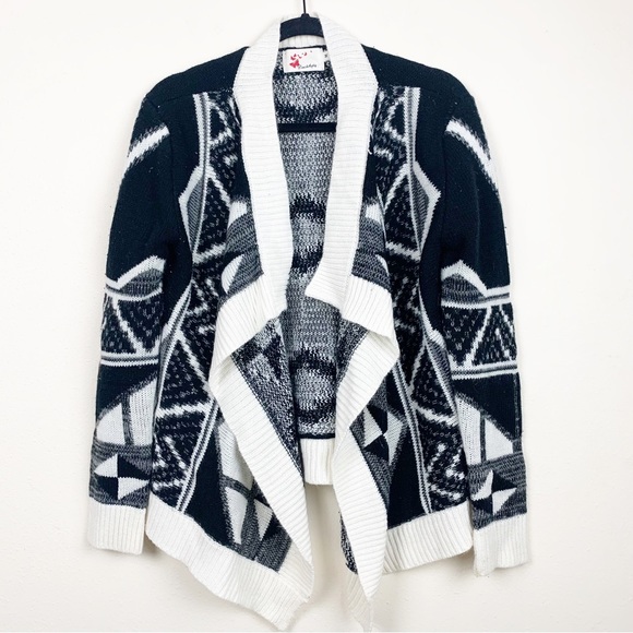 Anthropologie | Sweaters | 8 Rod Butterflies Graphic Aztec Chunky Knit ...